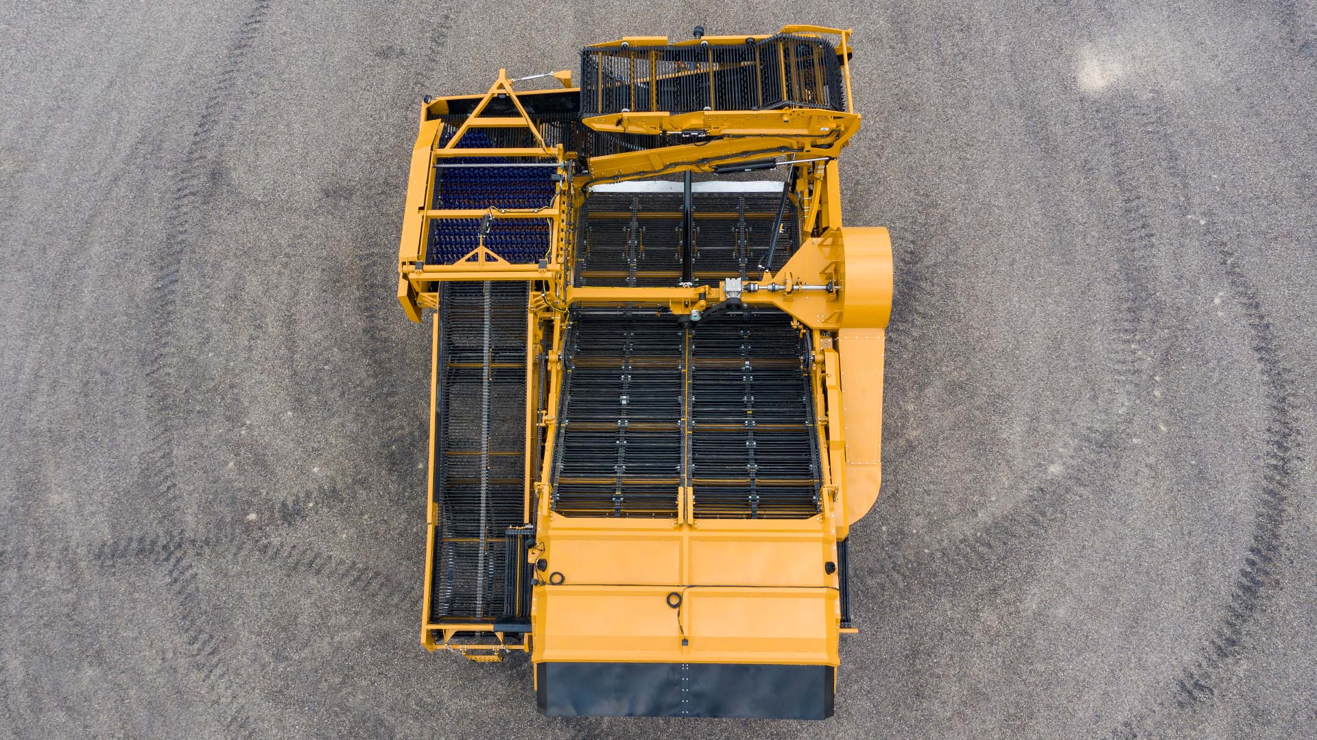 Harvest More Potatoes at Once with Double L's High-Capacity Harvester