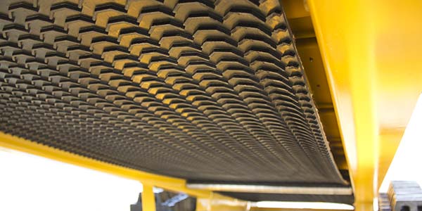 Double L Pilers: The Gentle Method for Storing or Loading Your Product