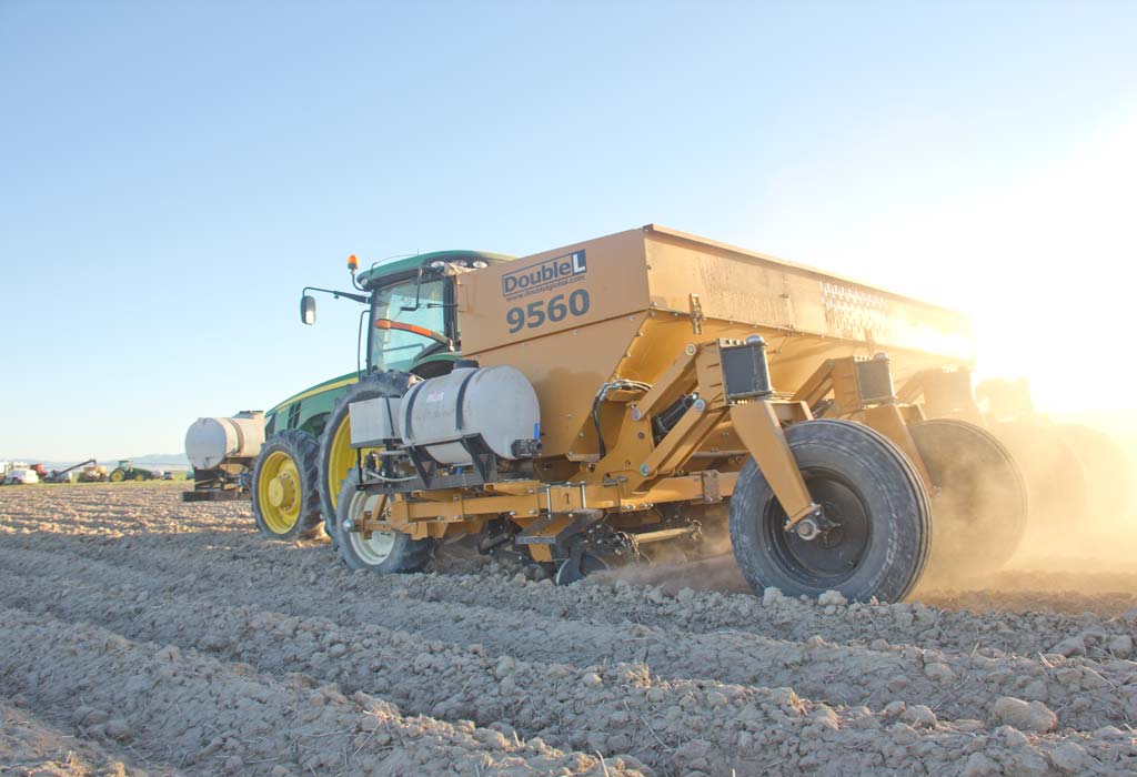 The Simple and Accurate Double L Potato Planter