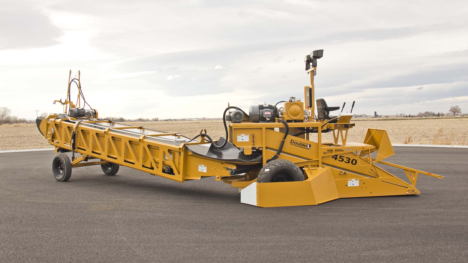 Double L Commodity Scoop - The Agile, Product-Friendly Storage-Emptying ...