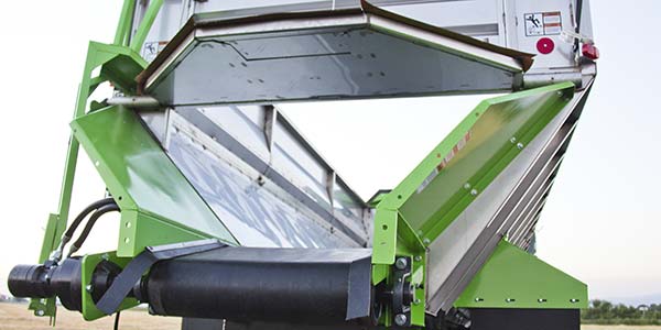 The Fast and Versatile Self-Unloading Truck Bed