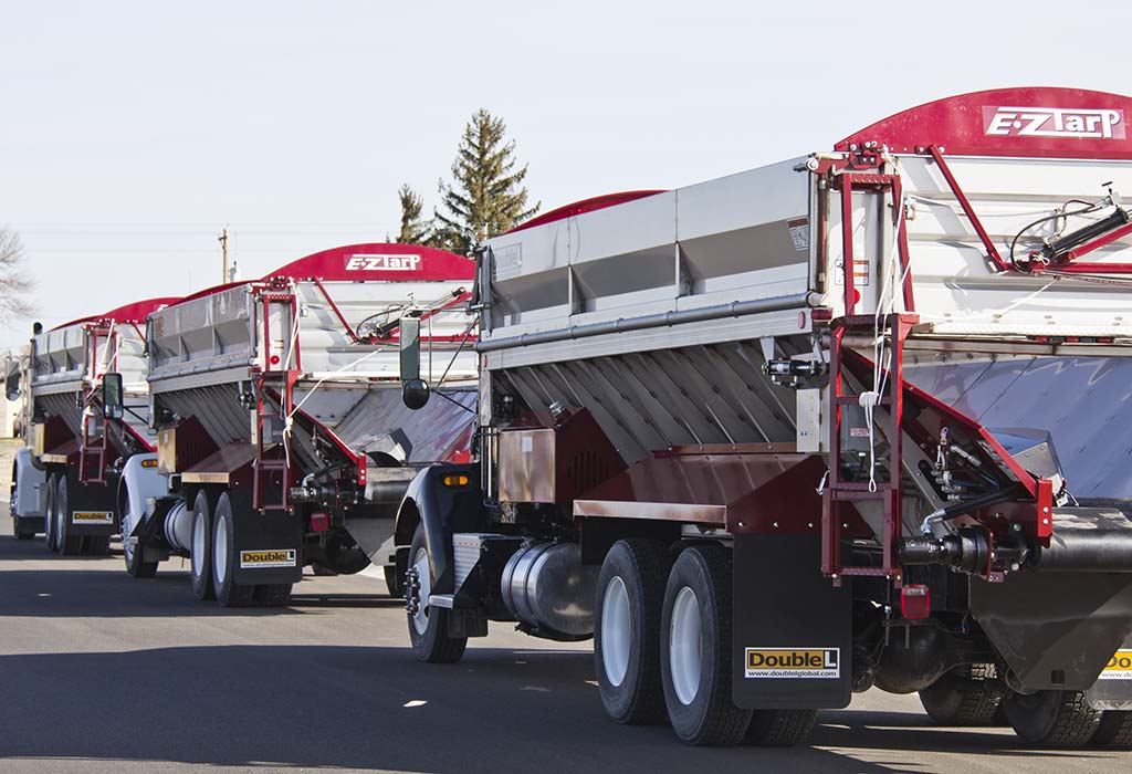 The Fast and Versatile Self-Unloading Truck Bed